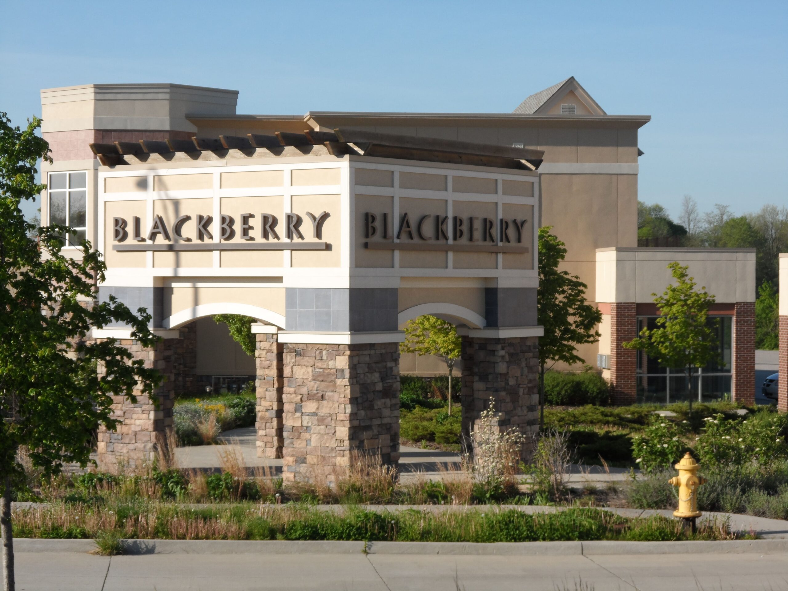 Blackberry Office Complex | Midwest Venture Fund